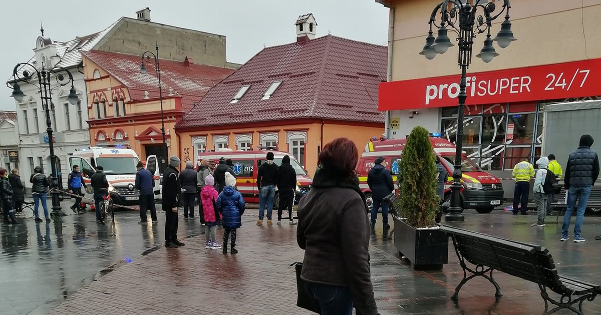 Preot catolic, ucis pe trotuar de șoferui unui camion care s-a înecat ...