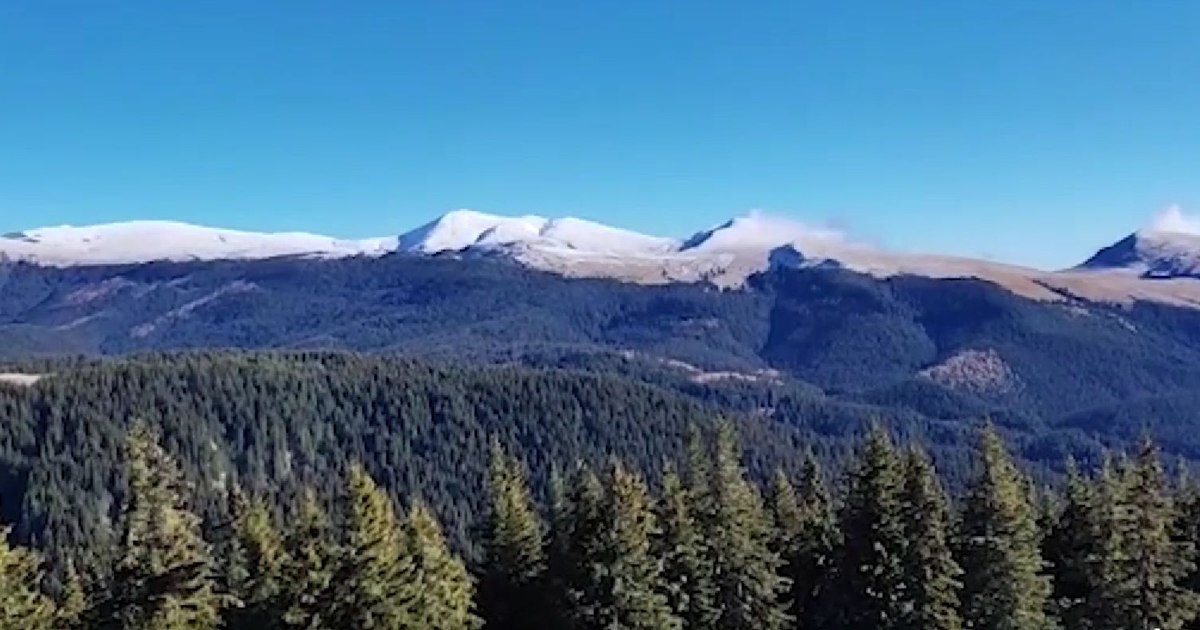 Vedere panoramică din Parcul Natural Bucegi, într-o filmare superbă ...
