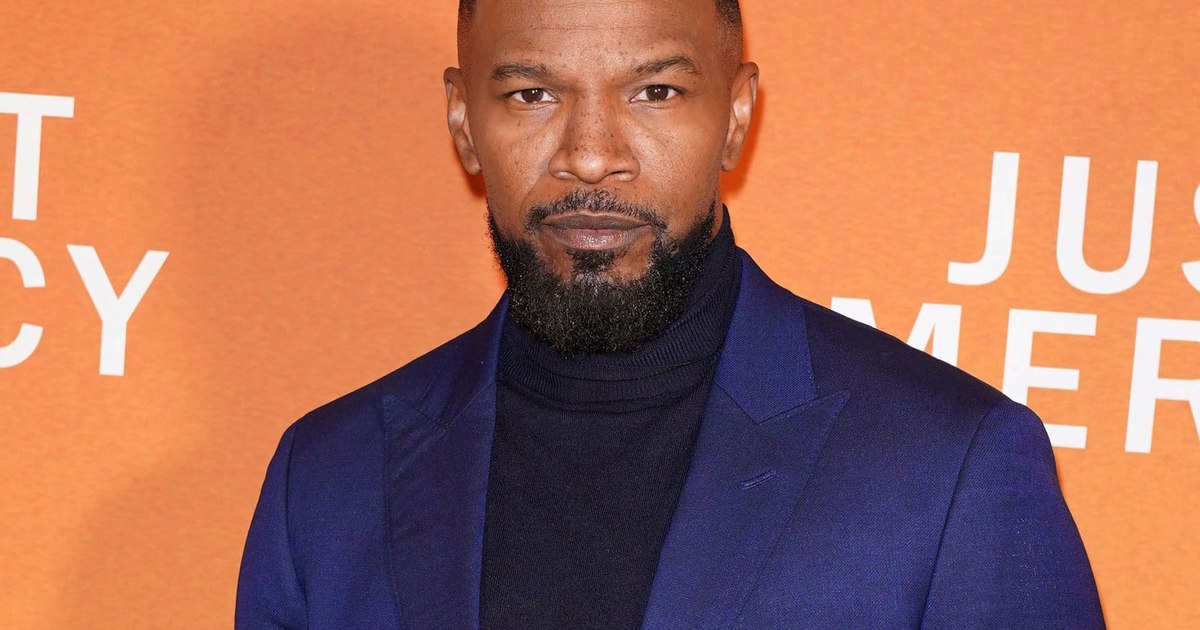 Jamie Foxx a fost rănit după ce a fost lovit în față cu un pahar ...