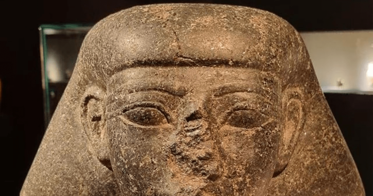 Sculptură furată în timpul Primăverii Arabe, returnată Egiptului