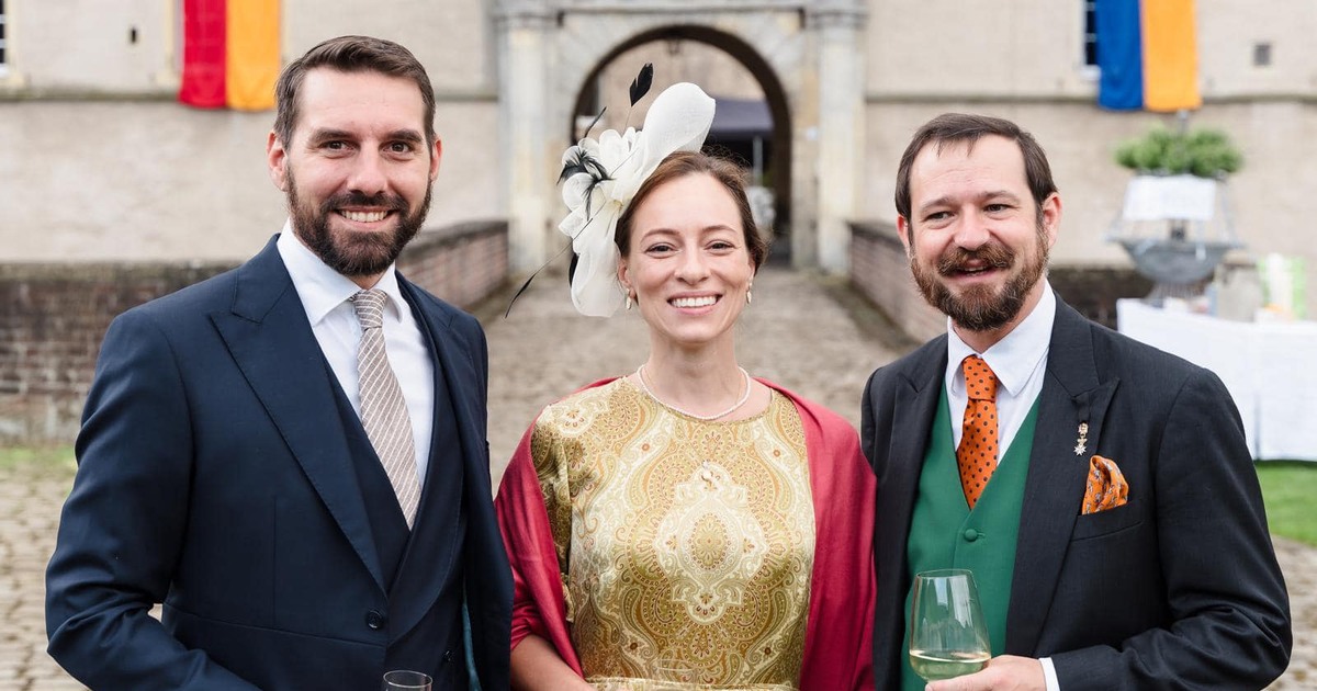 Nicolae și Alina-Maria ai României, eleganți la o nuntă nobilă în ...